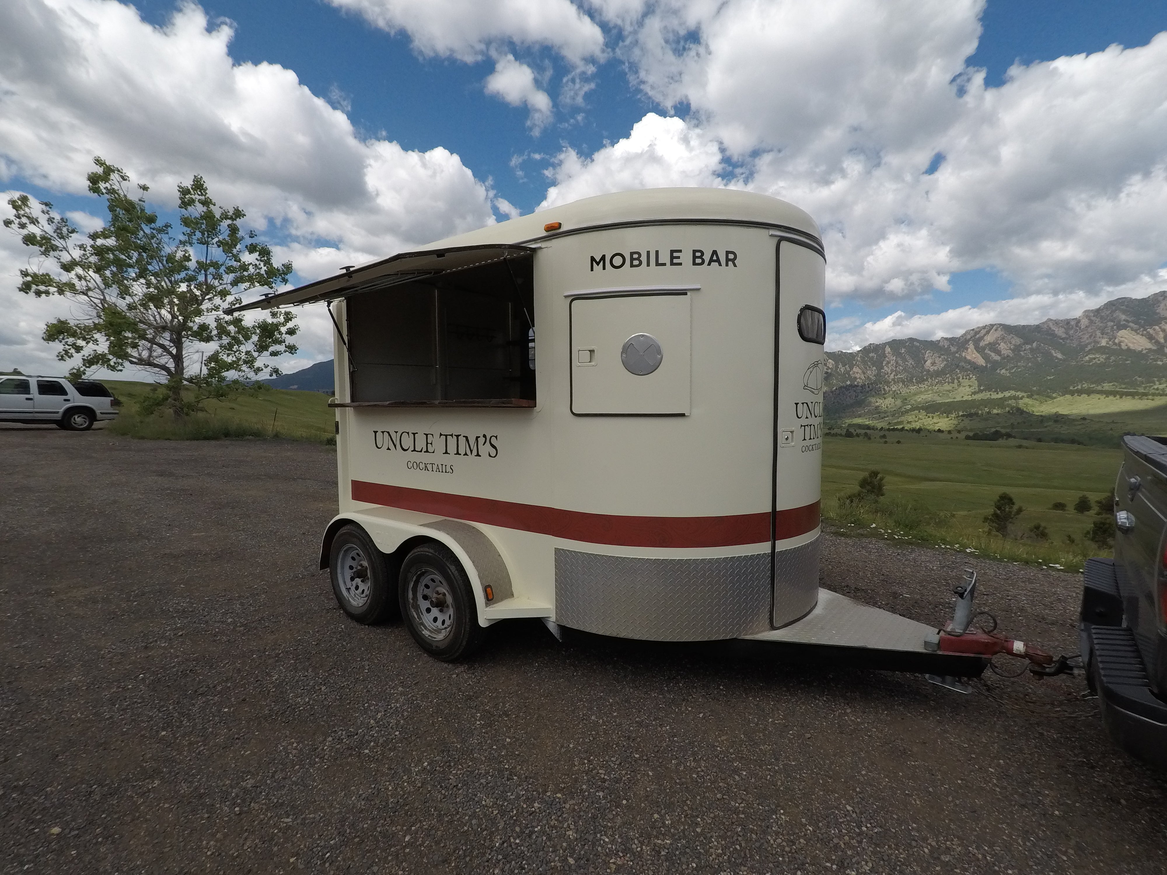 Mobile Bar – Uncle Tim's Cocktails